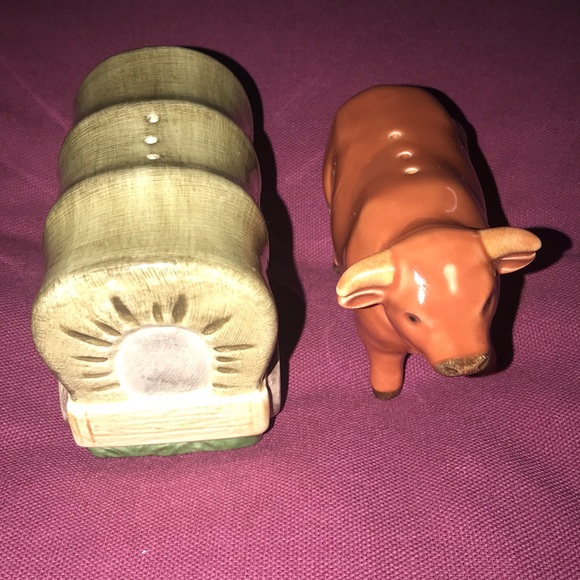 HHD Mexico | Kitchen | Vintage Mexican Salt And Pepper Shakers | Poshmark